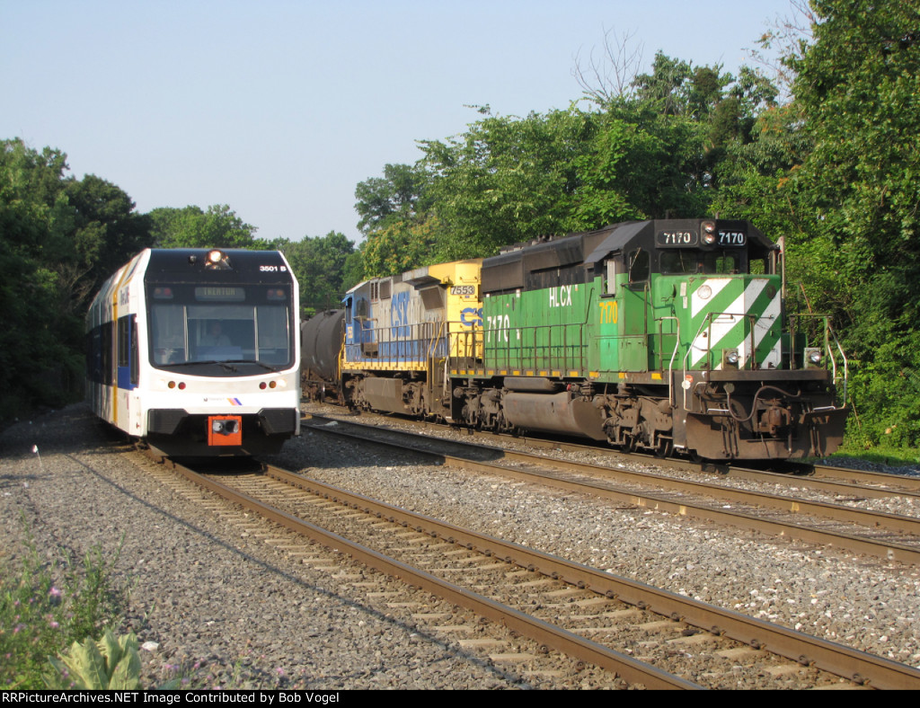 NJT 3501, HLCX 7170, CSX 7553